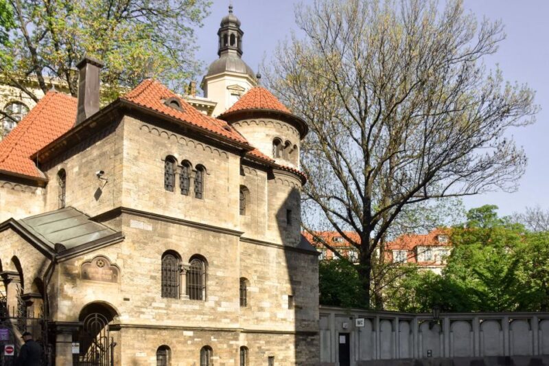 Prague Through the Eyes of Franz Kafka 2.5-Hour Tour - The Sum Up