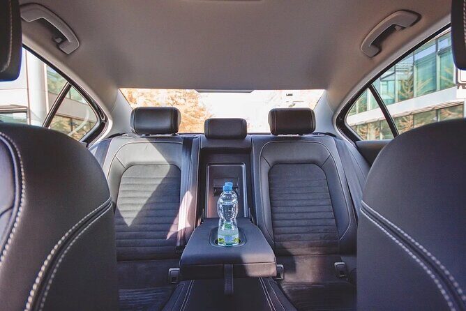 PRAGUE to BERLIN - stop in DRESDEN by LIMOUSINE 3+1pax - A Detailed Look at the Experience