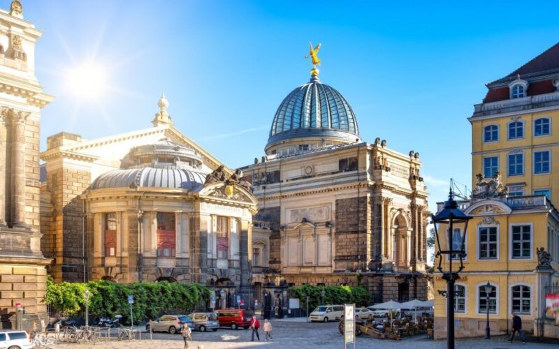 Prague to Dresden Old Town, Zwinger & Frauenkirche by Car - A Comfortable and Focused Transport Experience