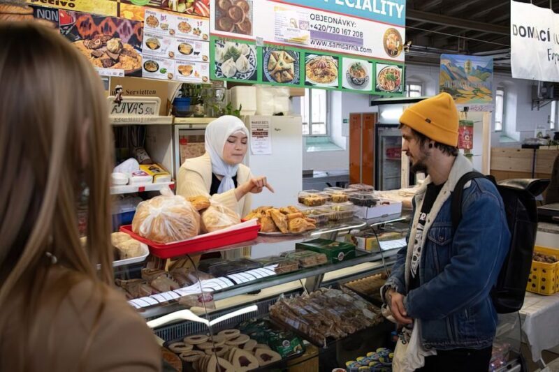 Prague: Traditional Czech Cooking Class with Market Tour - Key Points