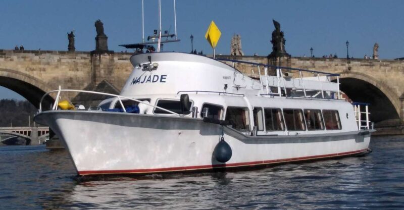 Prague: Vltava River Private Boat Party with Drinks - A Closer Look at the Itinerary