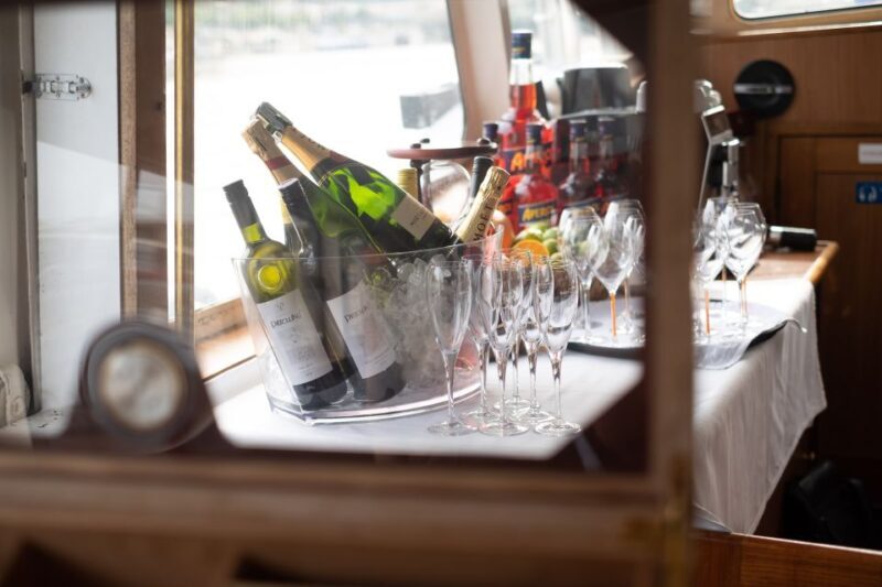 Prague: Vltava River Private Boat Party with Drinks - FAQ