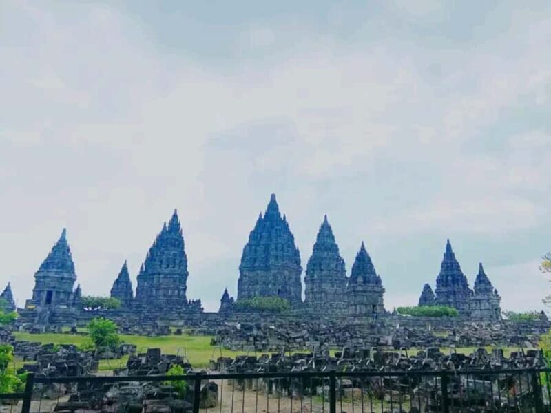 Prambanan Temple: Half-Day Guided Tour From Yogyakarta - An In-Depth Look at the Prambanan Temple Tour