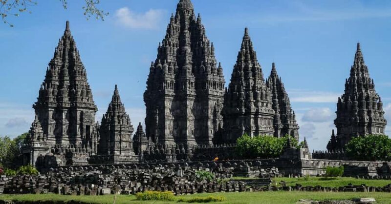 Prambanan Temple Private Tour From Semarang Port - FAQs