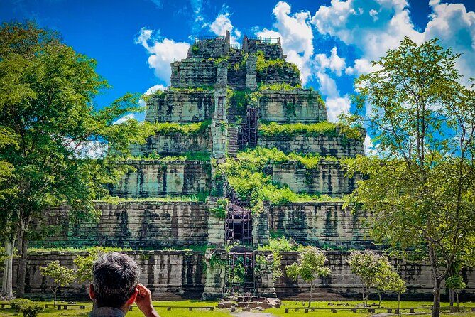 Preah Vihea x Koh Ker !! Private car charter Full day SiemReap 8h - Exploring the Ancient Wonders: Preah Vihear and Koh Ker from Siem Reap