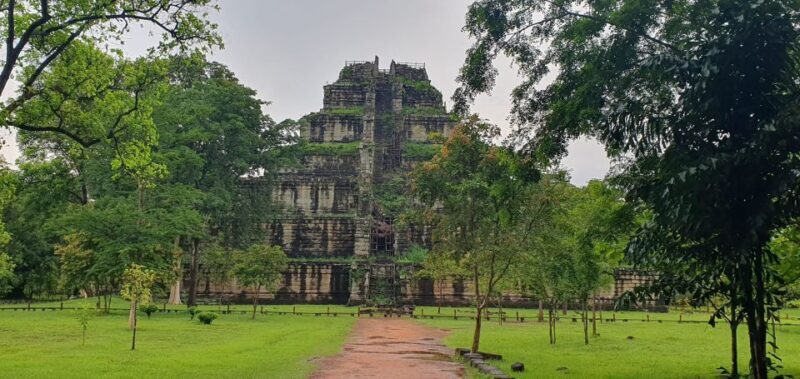 Preah Vihear Temple Koh Ker & BengMealea Tour from Siem Reap - Beng Mealea: Cambodia’s "Lost Temple"