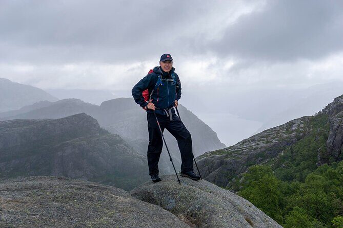 Preikestolen Hidden Trail Hike + Lunch and Canoe Trip - FAQs