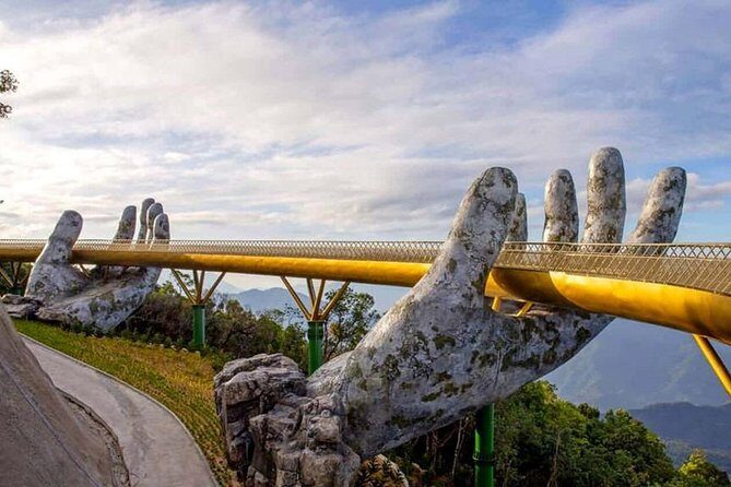 PREMIER TOUR - Discover Golden Bridge and Ba Na hill - Small group by Mini Van - Reaching Nui Chua Peak and Lunch