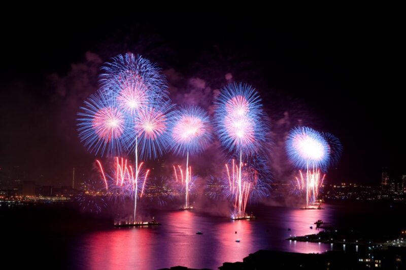 Premium 4th of July NYC Fireworks Cruise on Atlantis Yacht - The Experience: What You Can Expect