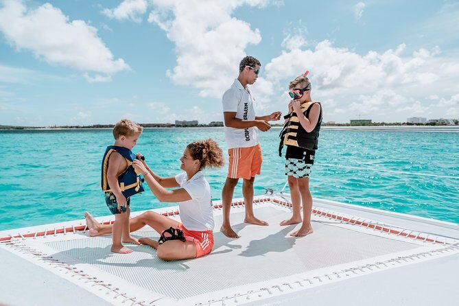 Premium Catamaran Morning Sail: Snorkeling, Mimosas and Brunch - The Crew and Small Group Atmosphere