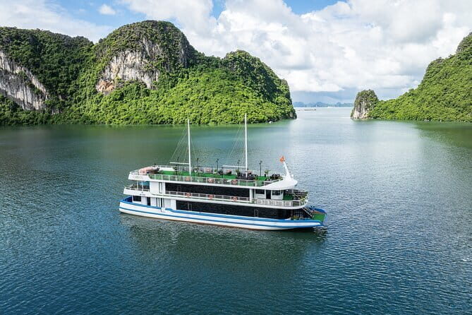 Premium Halong Carnival 5 Star Cruise with Local Lunch from Hanoi - What Makes This Tour Special?