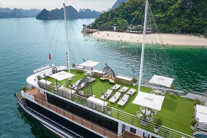 Premium Halong Day Cruise Adventure with Buffet Lunch - An In-Depth Look at the Experience