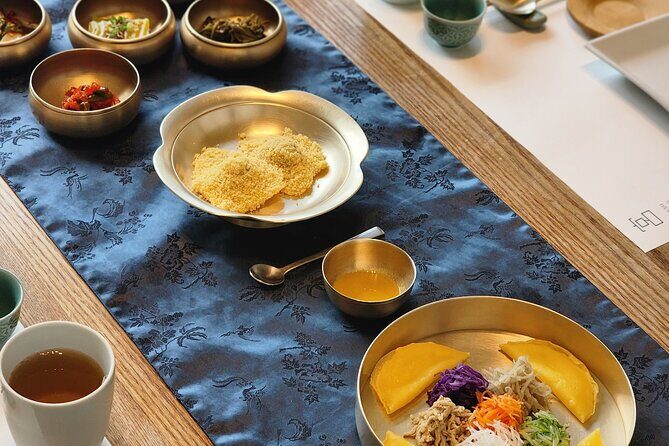 Premium Hanok Stay at K-pop & K-drama Locations (Jeonju-Wanju) - Day 2: Scenic Views and Historic Sites