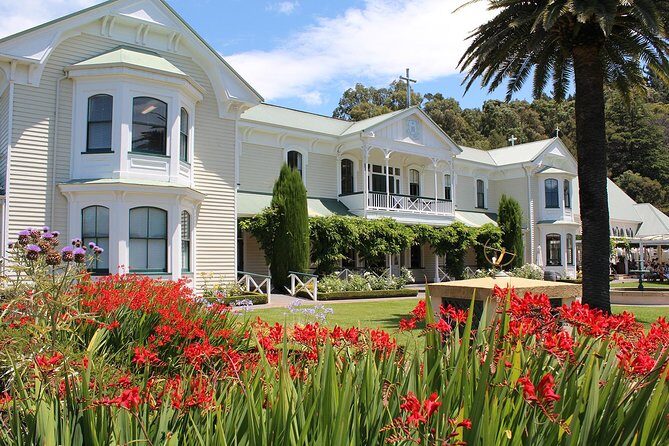 Premium-Hawke's Bay, Napier Winery Tour - 5.5 hours - Key Points