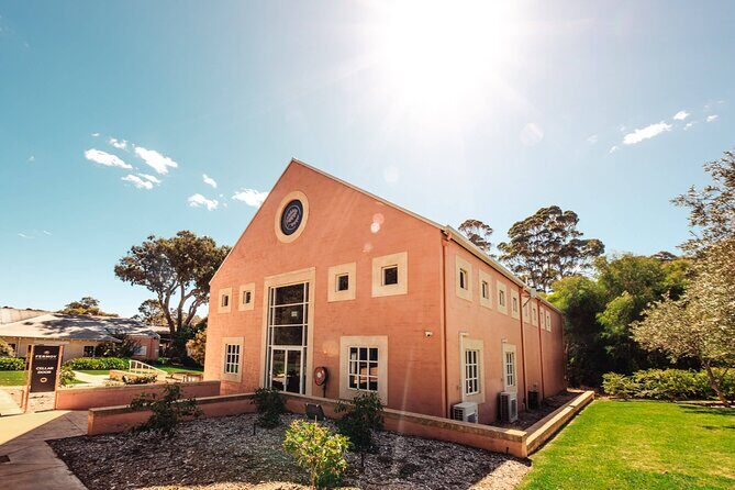 Premium Margaret River Wine + Beer Tour (Departs from Busselton) - What Makes This Tour Stand Out?
