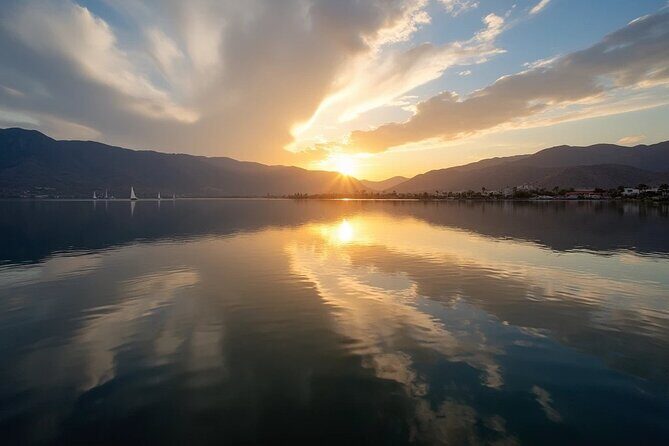 Premium Private Tour: Chapala, Tlaquepaque, Tonala and 3 Foals - Who Is This Tour Best For?