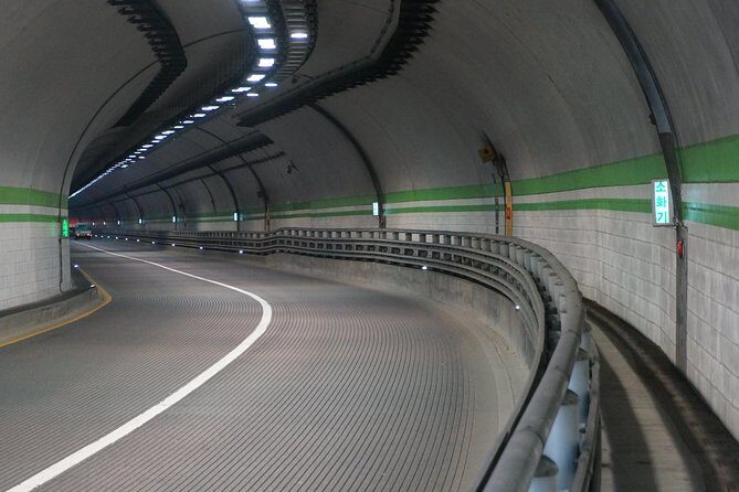 [Premium Private tour] PARASITE Film Location & 3 Peak in Original Seoul - Authenticity and Value