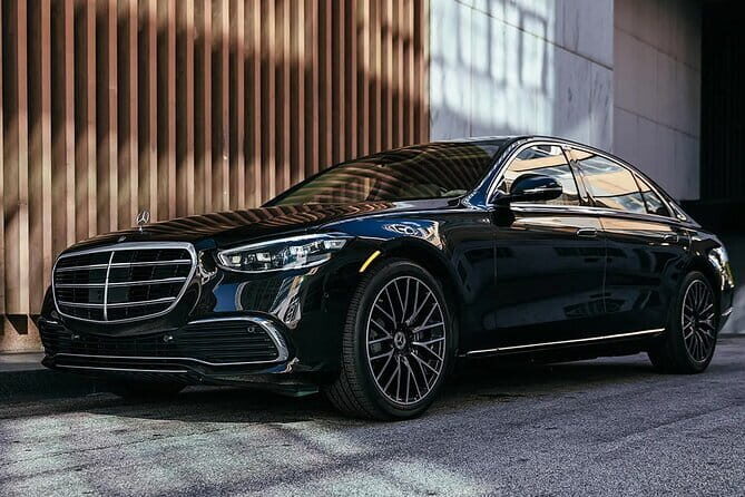 Premium Private Transfer FROM Sydney Airport to Sydney CBD/Downtown 1-11 people - The Experience: Comfort, Professionalism, and Ease