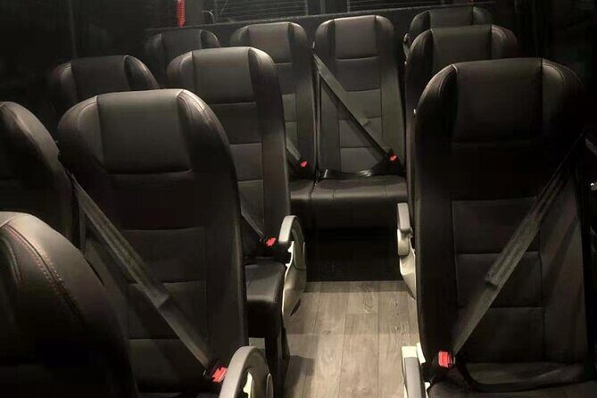 Premium Private Transfer FROM Sydney Airport to Sydney CBD/Downtown 1-13 people - Who Will Love This Service?