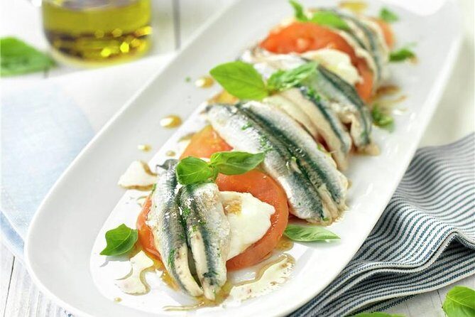 PREMIUM TAPAS TOUR: Paella, Market Tastings, and Winery - Who Should Consider This Tour?