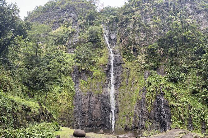 Premium Tour DE Tahiti, EN Half Day Privatised - Exploring Tahiti in a Half Day: A Personalized Adventure with Marie-Jeanne