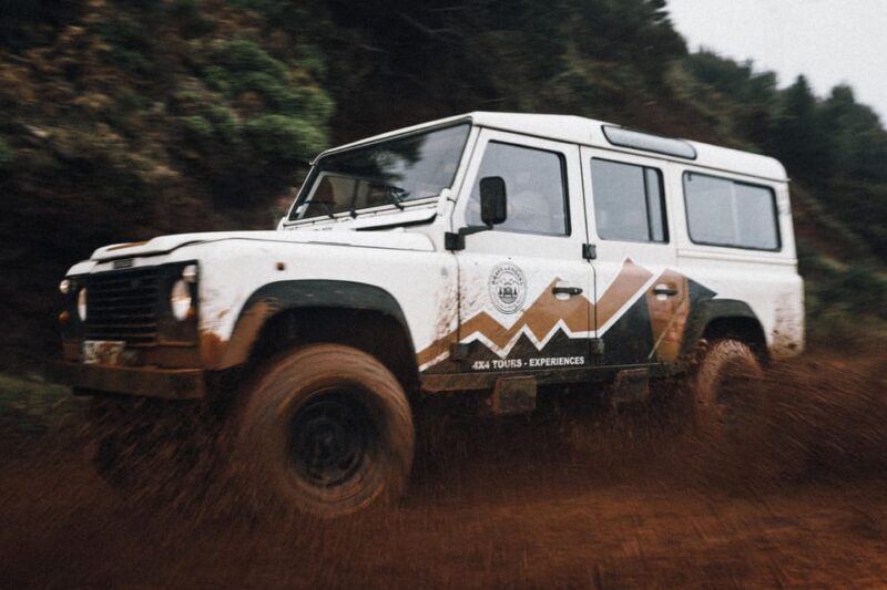 Priv. East: 4x4 Tour|Pico do Areeiro|Santana Typical Houses| - Why This Tour Offers Good Value