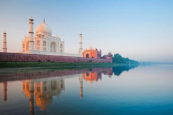 Private 02- Day Tajmahal Sunrise Tour By Flight From Mumbai - Key Points