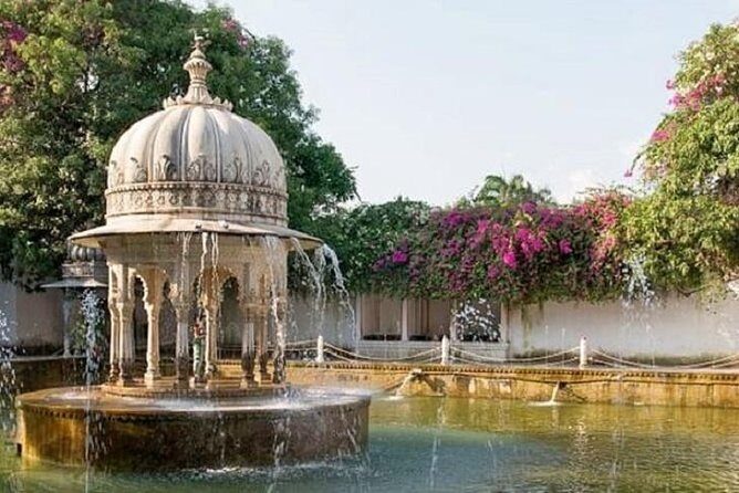 Private 02- Day Udaipur Tour Return Flight From New Delhi - The Itinerary in Detail: What to Expect
