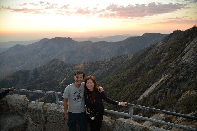 Private 1-Day Sequoia and Kings Canyon Park Tour from Los Angeles - What traveler feedback tells us