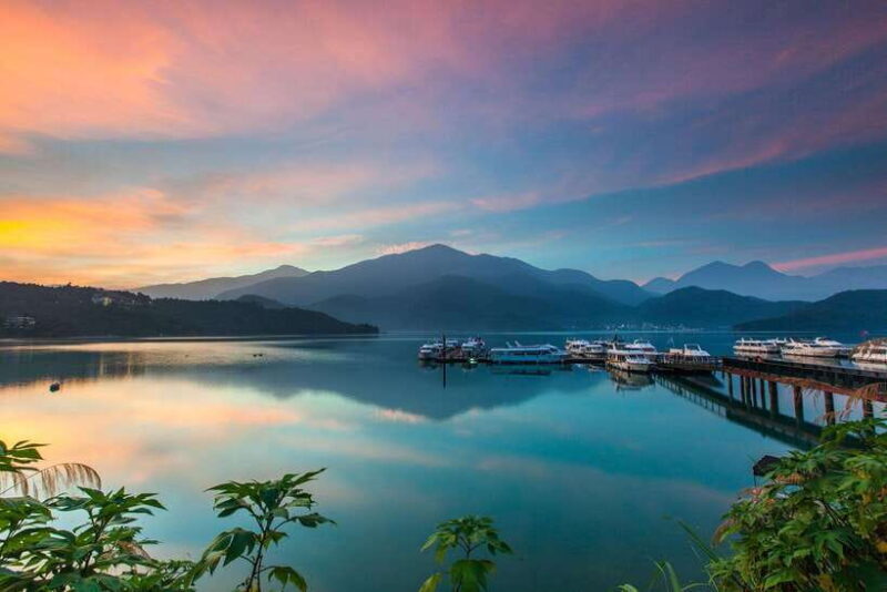 Private 1 Day Sun Moon Lake Escape Tour from Taipei - An Up-Close Look at the Sun Moon Lake Private Tour