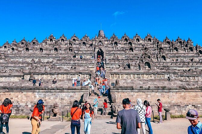 Private 11-Day Family Tour to Indonesia Heritage, Volcano & Beach - Bali: Wildlife and Relaxation