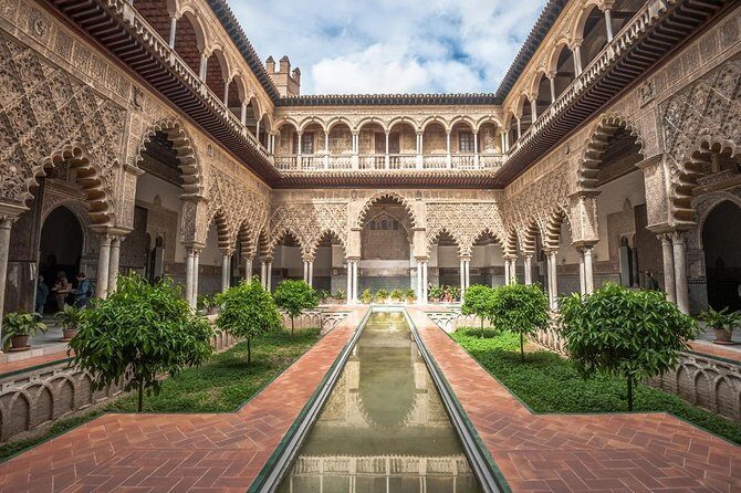 Private 12-Hour Tour to Sevilla from Malaga with Hotel pick up - Exploring Seville from Malaga: A Detailed Look at the Private 12-Hour Tour