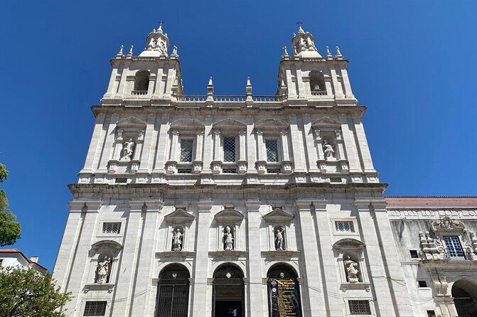 Private 1H30 Tuk Tuk Tour in Lisbon City - FAQ