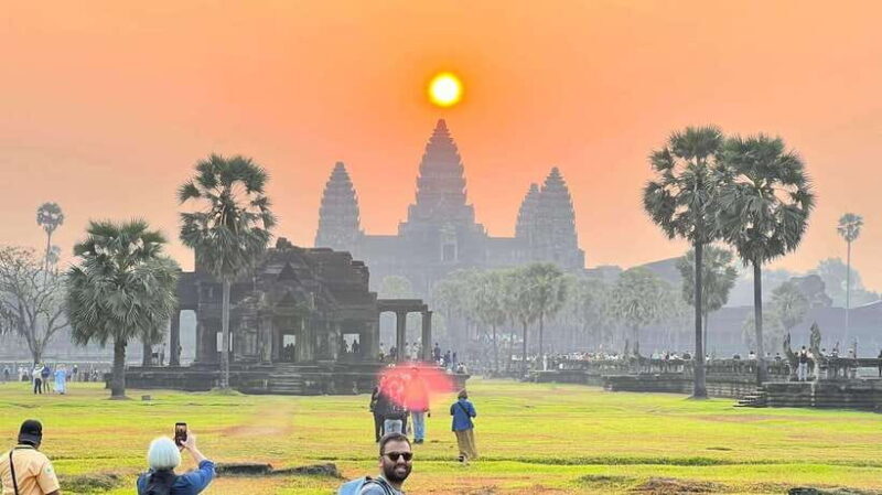 Private 2 Day Angkor Wat Sunrise & Discover all Major Temple - Key Points