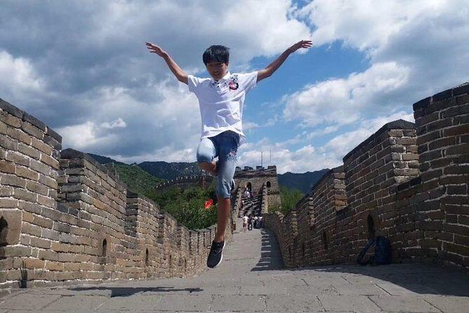 Private 2-Day Beijing City Highlights Sightseeing from Xian by Bullet Train - Day 2: Great Walls and Gardens