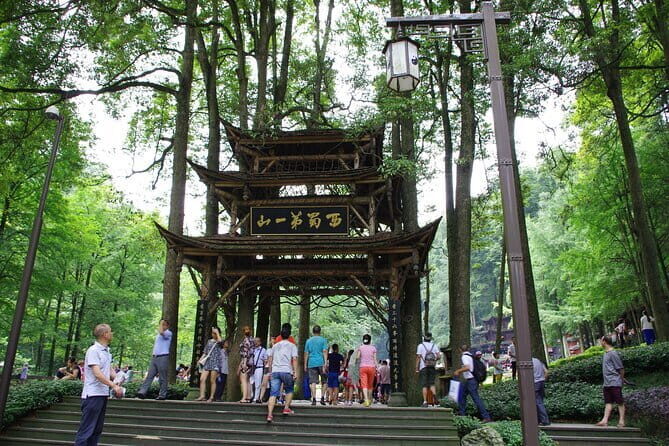 Private 2-Day Chengdu Discovery with Hotel Accommodation - Who This Tour Is Best For