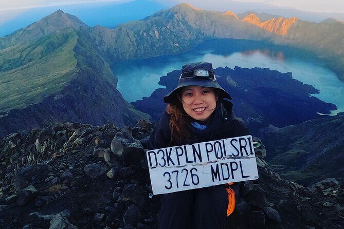 Private 2 Days and 1 Night Summit in Mount Rinjan - Key Points