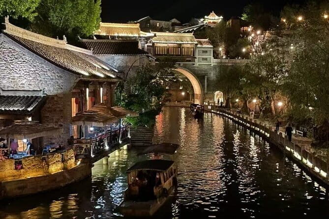 Private 2 Days Tour Beijing to Watertown - Day 1: From Beijing to the Great Wall and Gubei Water Town