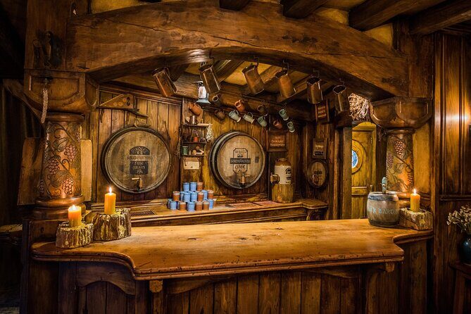 Private 2 Days Tour from Auckland - Waitomo, Hobbiton and Rotorua - The Itinerary in Detail