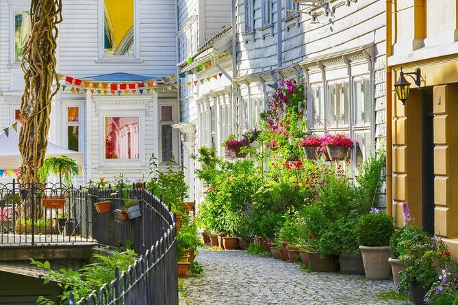 Private 2 Hour Walking Tour of Bergen with a Certified Guide! - What to Expect From Your Guide