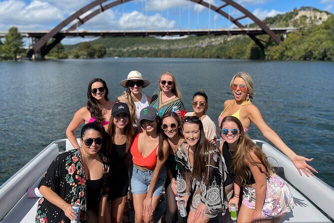 Private 2hr Scenic Boat Cruise Lake Austin- BYOB- Fits 15 People - Who Will Love This Tour?