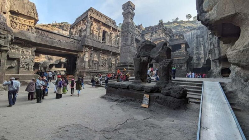 Private 3 days Ajanta, Ellora caves and Aurangabad city tour - Day 1: The Majestic Ajanta Caves