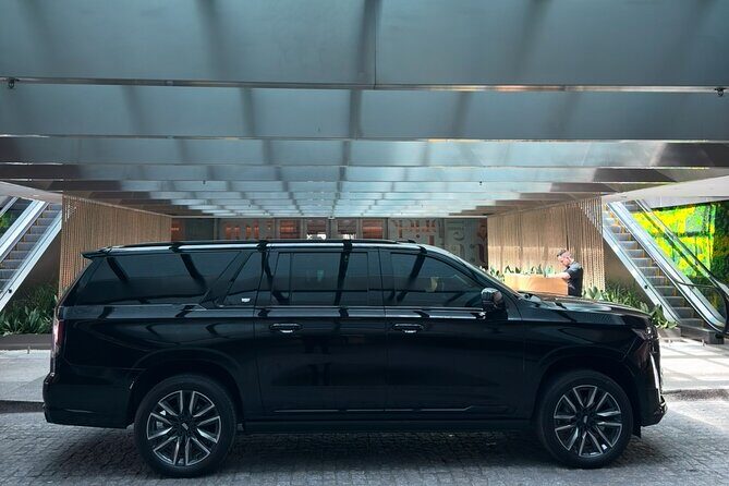 Private 3-Hour Chauffeur Experience - Cadillac Escalade - Miami - Who Will Love This Experience?