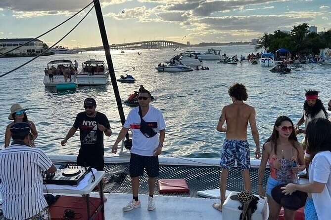 Private 3 Hour Miami Sailing Tour on a 60FT Mariah Catamaran - FAQs