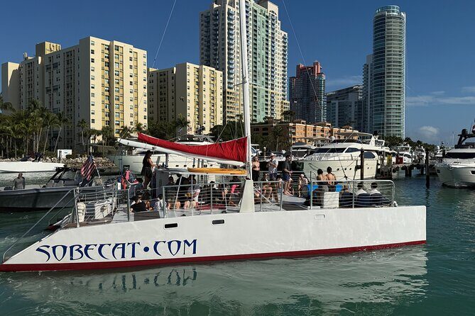 Private 3 Hour Miami Tour aboard Great White 50FT Power Catamaran - Key Points