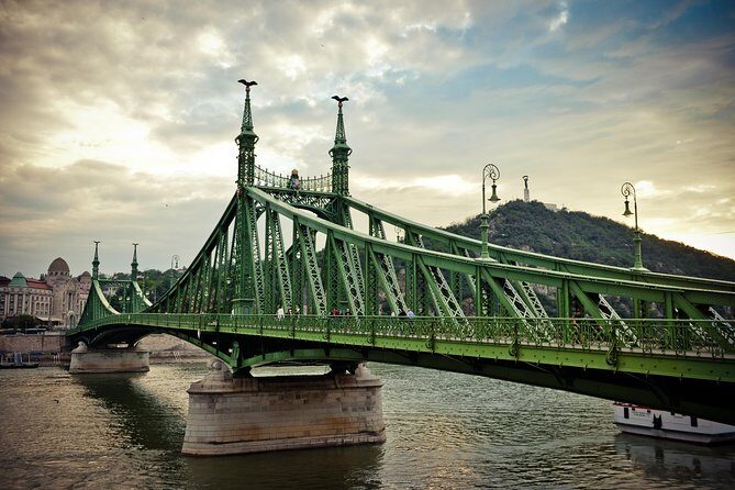 Private 3 Hour Walking Experience in Budapest City - Discover Budapest with a Private 3-Hour Walking Tour