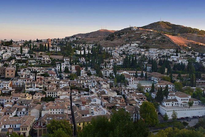 Private 3-hour Walking Tour Granada (incl. tickets to Cathedral & Royal Chapel) - FAQ