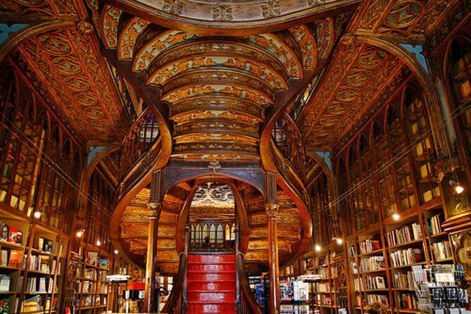 Private 3-hour walking tour of Porto with official tour guide - Why Choose a Private Walking Tour?