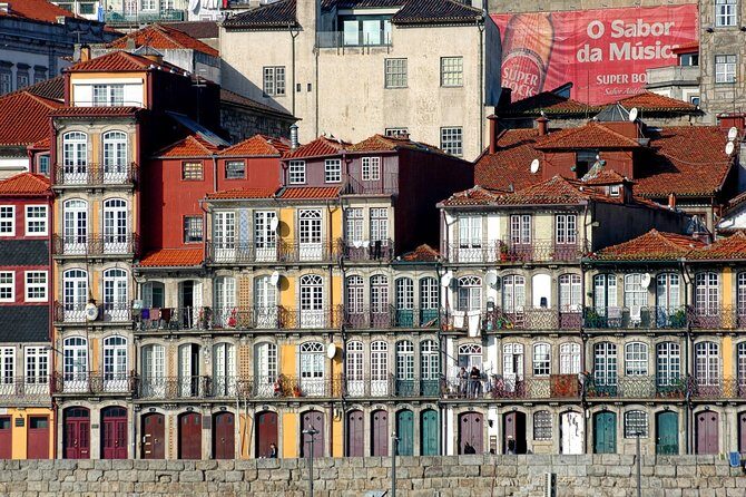 Private 3-hour walking tour of Porto with official tour guide - Frequently Asked Questions