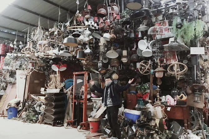 Private 3 Hours Chengdu Furniture and Antiques 2nd Hand Market Visit - A Deep Dive into the Market Experience